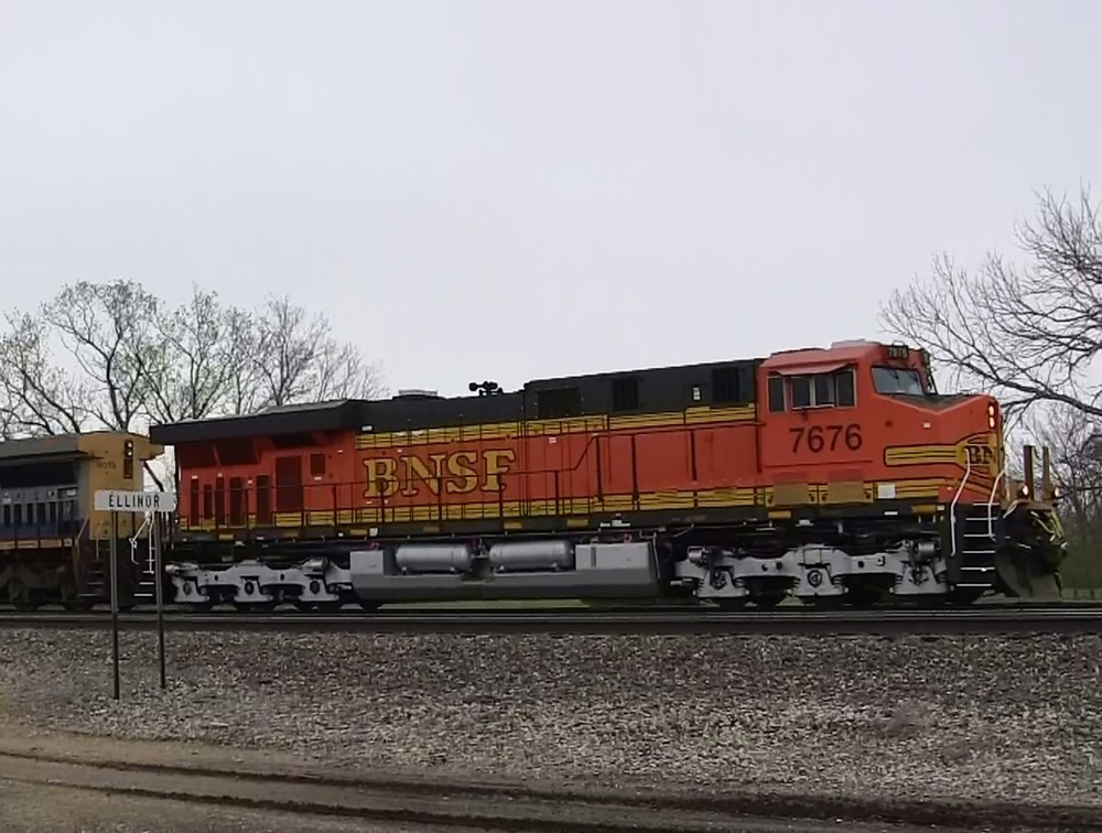 BNSF 7676